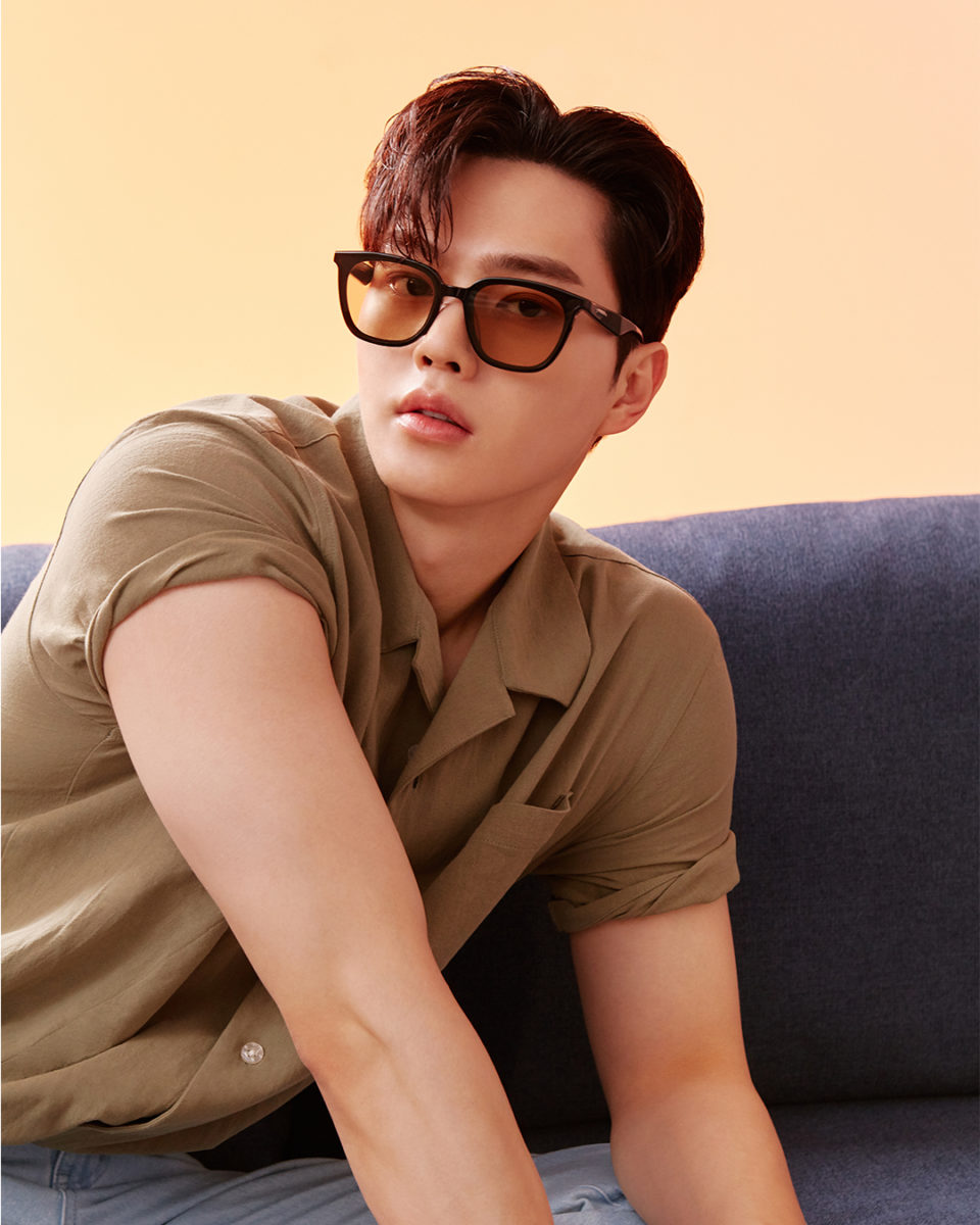 PENSHOPPE 2022 FW SONG KANG “Denim Lab” - Artist Rider